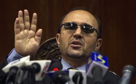El Gobernador Del Banco Central De Afganistán Huye A Eeuu Por Las