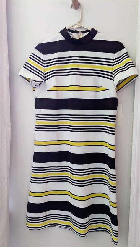 Mod Vintage Saks Fifth Gem