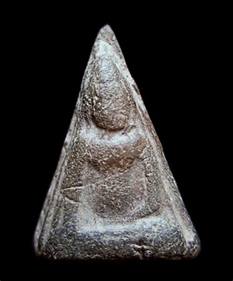 พระนางพญาหลวงพ่อเอีย วัดบ้านด่าน จ ปราจีนบุรี Ennxo