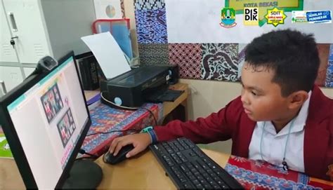 Si Molek Dari Sdit Darul Maza