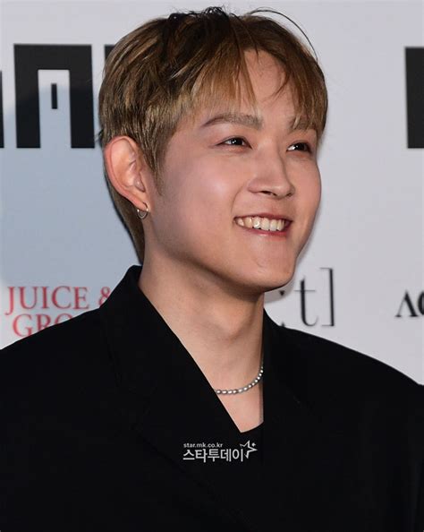 포토 최환희 서울패션위크 환한미소