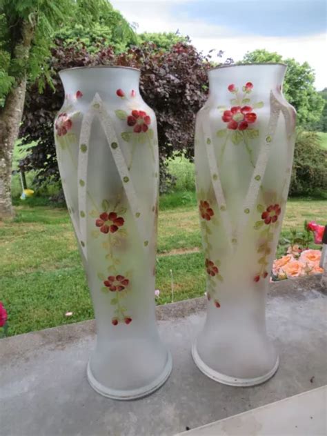 2 Grands Vases En Verre émaillé à Décor De Fleur 38 Cm Eur 140 00