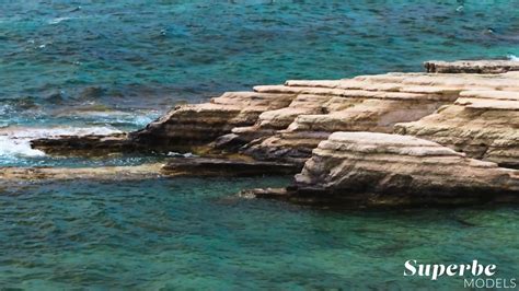 Aphrodite Escape Eporner