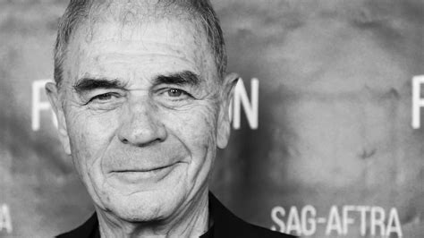 Hollywood Mourns Loss Of Actor Robert Forster Fox 10 Phoenix