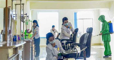 코로나19 비상 방역 이어가고 있는 북한