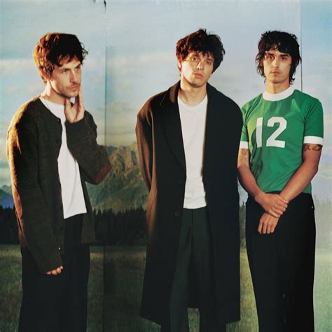 Wallows Unveil Dreamy New Single Bad Dream Ahead Of Model Album Re