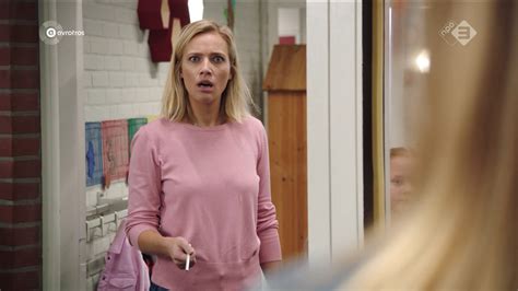 Jennifer Hoffman Hint Op Nieuw Seizoen De Luizenmoeder Foto Adnl