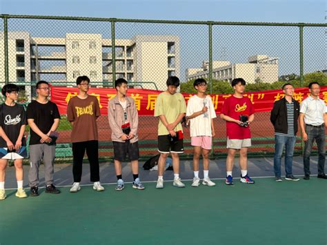 篮球赛：拼搏与友谊的双体现 信息系 学生风采 常州刘国钧高等职业技术学校