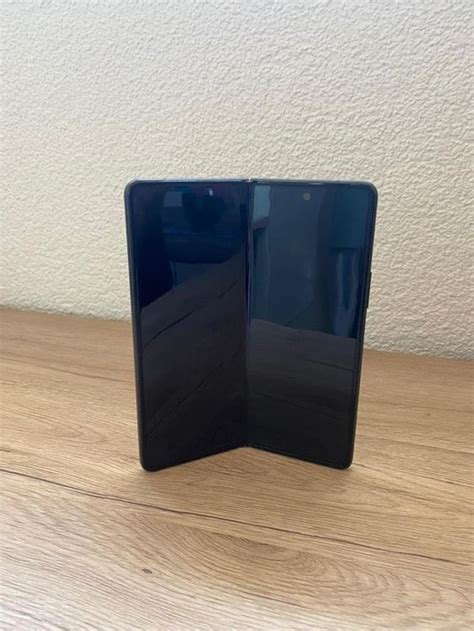 Samsung Galaxy Z Fold3 5G | Kaufen auf Ricardo
