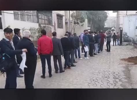 Sanjay Kumar ↗️ On Linkedin People Queue Up To Withdraw Money From Atms No This Is The Queue