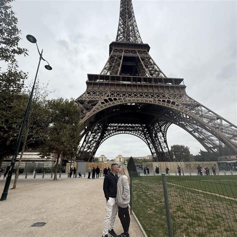 איכילוב המרכז הרפואי ת״א פרופ׳ אביבה פתאל קיבלה אות עובדת מצטיינת של איכילוב יחד עם צוות