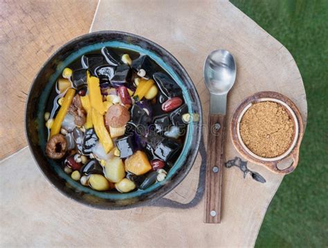 Black Grass Jelly Is Including Nuts Cereals Red Beans Ginkgo