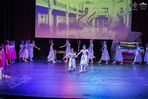 Балетен спектакъл „Принцесата и граховото зърно“ по музика на Румен Бояджиев син 03 04 и 19