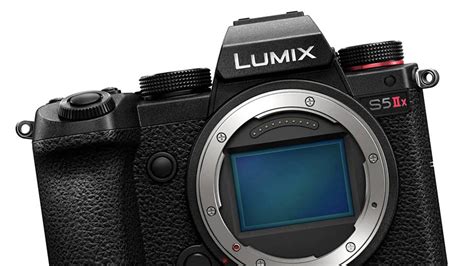 Готовятся презентации камер Panasonic S5 Mark Ii S5 Mark Iiх и объектив Lumix S 14 28mm F4 5 6