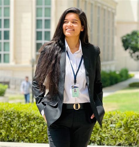 Muskan Singh On Linkedin Amity Collegelife Graduate Bba