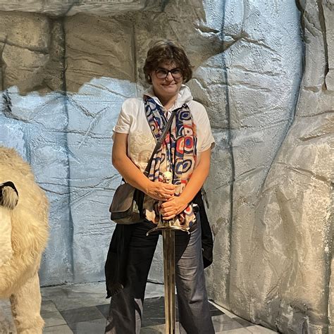 2 средно 🎓 Началото на учебната година с вдъхновяващ пример На 15 септември 2025 г по