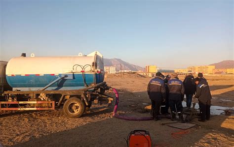 Шим Ус ОНӨААТҮГ ын 15 хүний бүрэлдэхүүнтэй гурван баг засварын ажлыг хийж байна