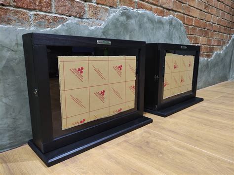 ตู้โชว์หน้าเหรียญ ขนาด ที่แขวนเหรียญ แฮนด์เมด สั่งทำได้