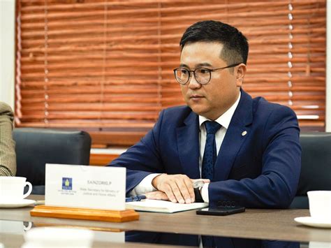 П Сайнзориг Бусад хувьцаа эзэмшигчдийн хууль ёсны эрх ашгийг хөндөхгүй Isee Mn