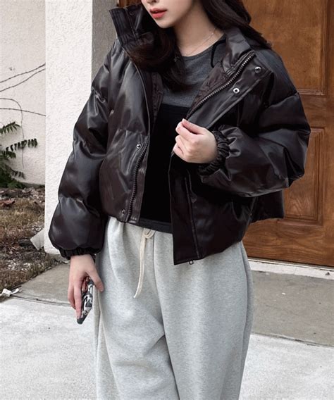 핏보장아방핏🐻💕 하이넥 숏패딩 레더 루즈핏 크롭 가죽 매트 브라운 웰론 오버핏 고퀄 눕시 3colors 점퍼 패딩 에이블리