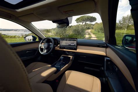 マツダ、3代目『cx 5』を初公開。新型はサイズアップ、日本には2026年に上陸予定 Autosport Web