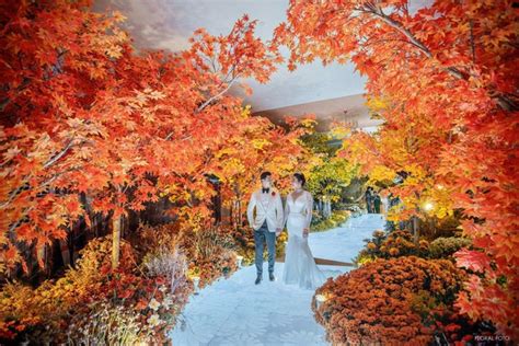 មកទស្សនាការរៀបចំតុបតែងយ៉ាងស្រស់ស្អាត ក្នុងមង្គលការដ៏អធិកអធមមួយ កាលពីថ្ងៃទី៥ ធ្នូ ២០១៩ នៅ