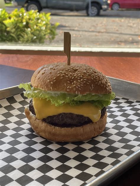The Big Daddy Cheeseburger Healdsburger