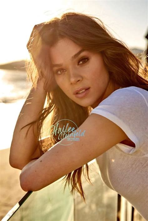 Hailee Steinfeld Эмма стоун Hailee Steinfeld Эмма стоун