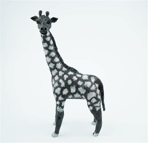 Статуэтка жираф подарок на удачу жирафа коллекционная статуэтка Giraffe Statue — цена 389 грн в