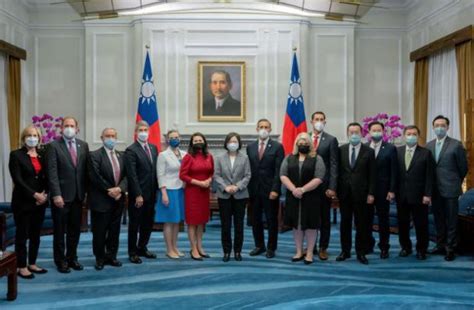 အမေရိကန်အဖွဲ့အစည်းနှစ်ခုနဲ့ ထိုင်ဝမ်ကိုယ်စားလှယ်ရုံးအကြီးအကဲကို ပစ်မှတ်ထားပိတ်ဆို့မှုချမှတ်ခဲ့က