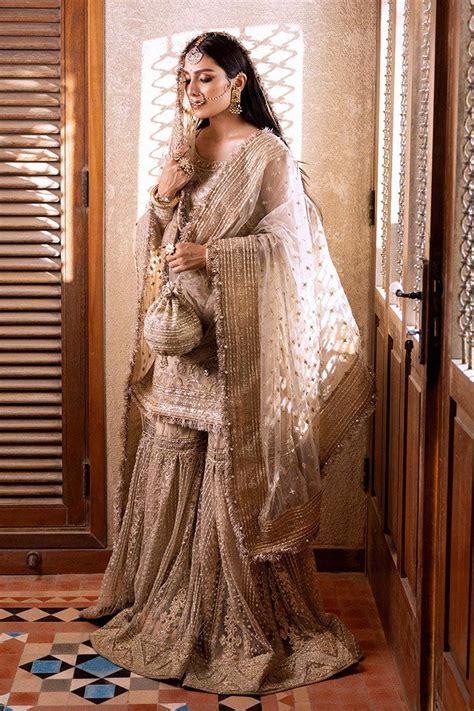 Umrao Jaan By Erum Khan Couture Luxury Embroidered Wedding Dress