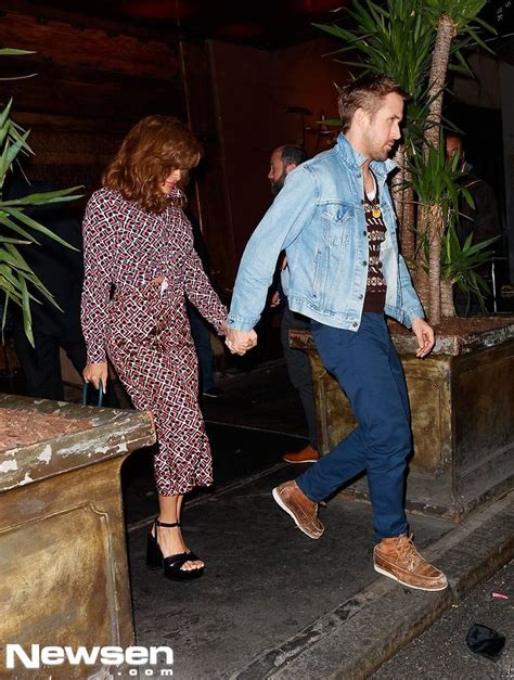 라라랜드 라이언 고슬링 아내 속 꼭 잡고 달달한 데이트[파파라치컷]