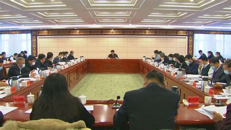 奇巴图主持召开盟行署常务会议兴安盟