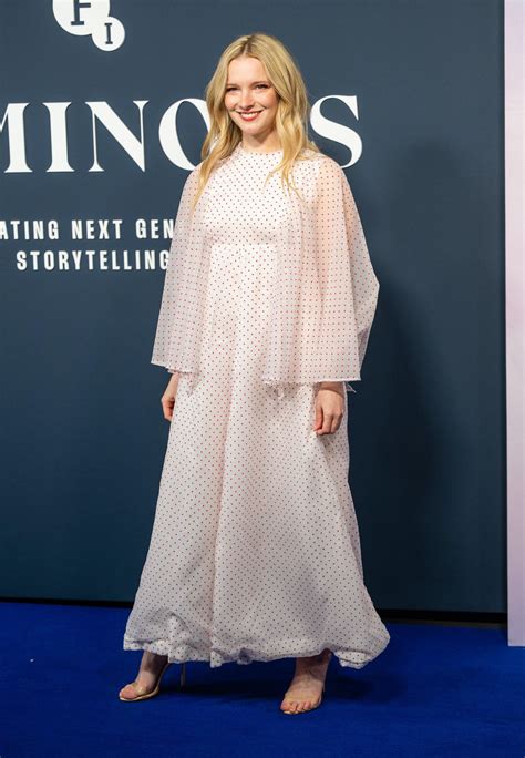 Morfydd Clark S Feet I Piedi Di Morfydd Clark Page 2 Celebrities Feet 2024