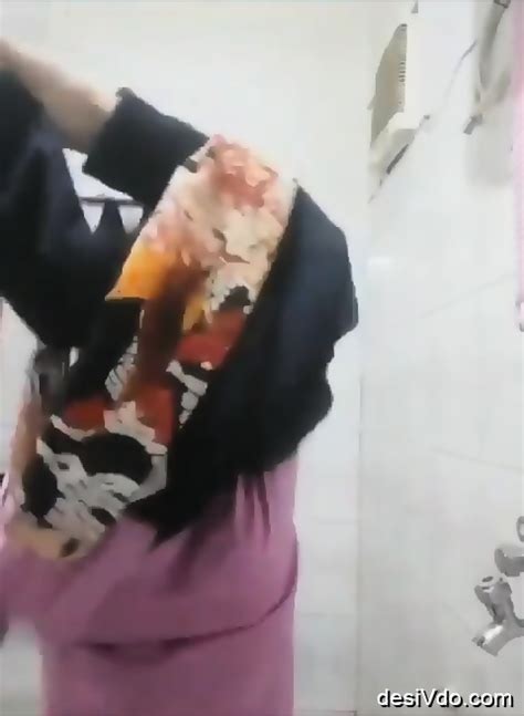 Zoyakhan Chamet Pakistani Eporner