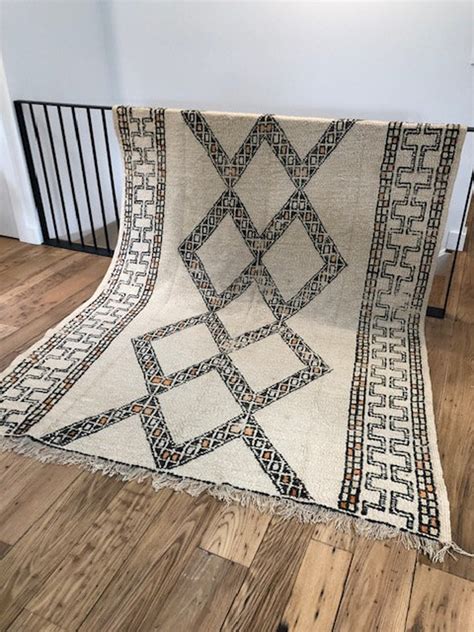 Brick By Brick Vintage Marmoucha Moroccan Rug 6 Ft X 85 Ft Etsy