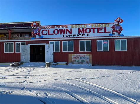 The World Famous Clown Motel Hotel In Tonopah Nv The Vendry
