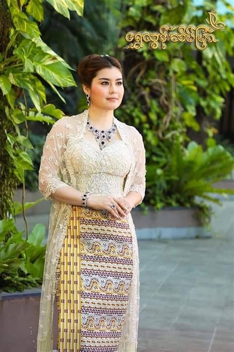 Fairy Skincare Myanmar ရေနွေးဖြင့်ရရှိနိုင်သောအကျိုးကျေးဇူး ရေနွေးငွေ့ဖြင့်ပေါင်းတင်ပေးခြင်းဖ