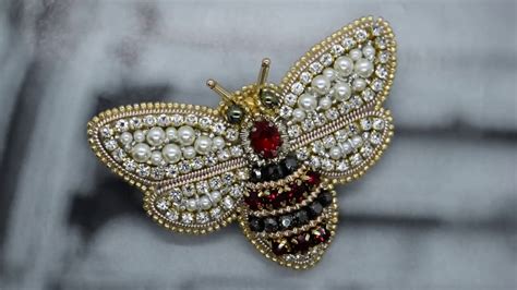 Брошь из бисера пчела - 91 фото