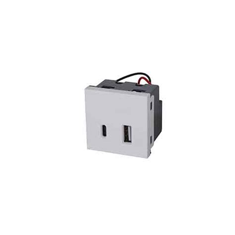 Socket Usb White Kazma