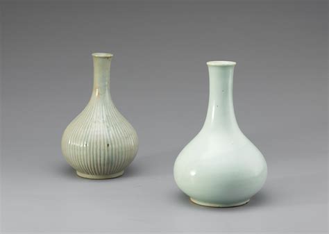 Korean Antique Pottery 이조백자에 있는 Printing님의 핀 세라믹 도자기 화분