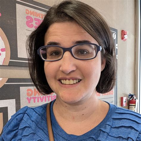 Learn לא כל אחד יכול להיות מורה לעברית וזה שמישהו יודע עברית לא אומר שהם יכולים ללמד את השפה