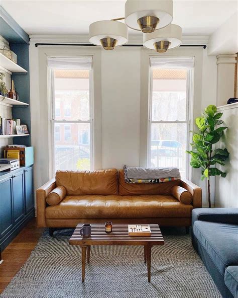 Bringing Warmth And Style With A Camel Leather Couch Living Room 21