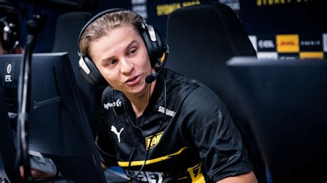 Aleksibs Cs2 Settings 2024 Crosshair Configuration Sensitivity And More