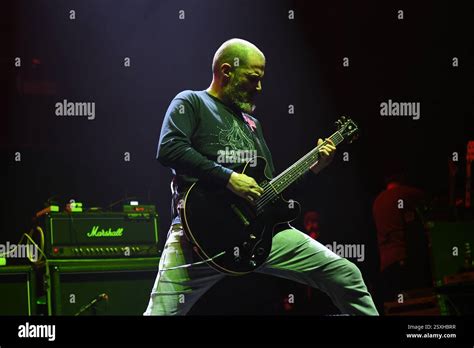 Uk 23rd Feb 2025 Birmingham England February 23 Ari White Of ‘king Parrot Performing At