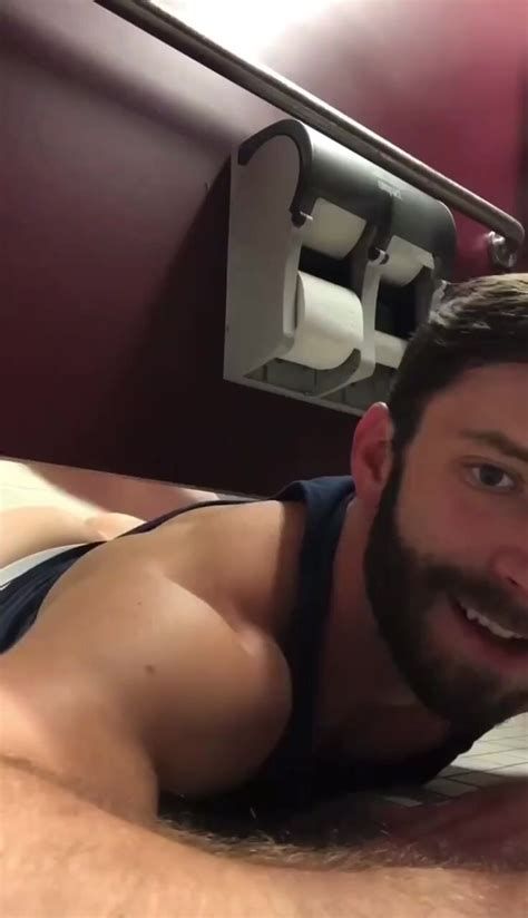 Fit Muscle Guy Gets Bread Understall