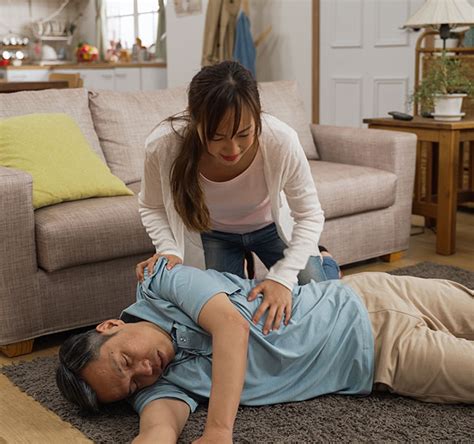 What To Do If Someone Is Having A Seizure Henry Ford Health Detroit Mi What To Do If Someone Is Having A Seizure Henry Ford Health Detroit Mi