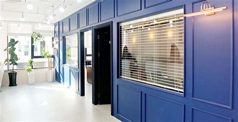 [사무실] 클래식의 정석 웨인스코팅을 이용한 사무실 인테리어 인테리어베이 상업공간