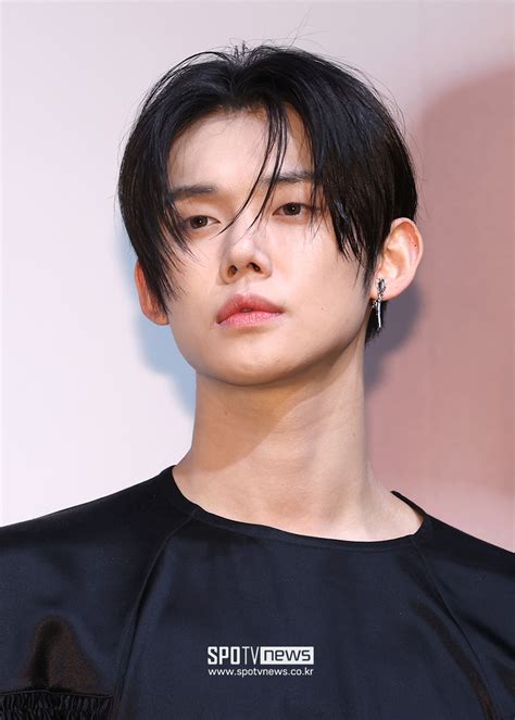 [포토s] 투모로우바이투게더 연준 분위기 미남