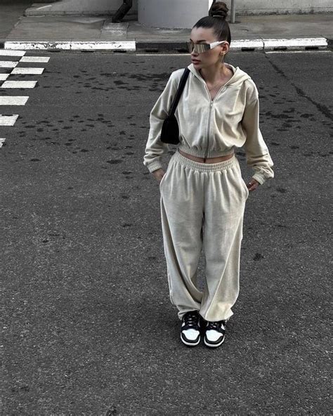 Велюр костюм оверсайз палаццо — ціна 790 грн у каталозі Брючні костюми Купити жіночі речі за